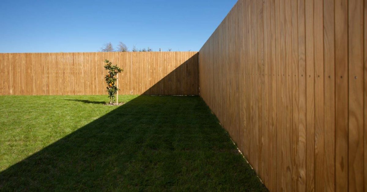 Striking Rhombus Timber Fencing - Abodo Wood