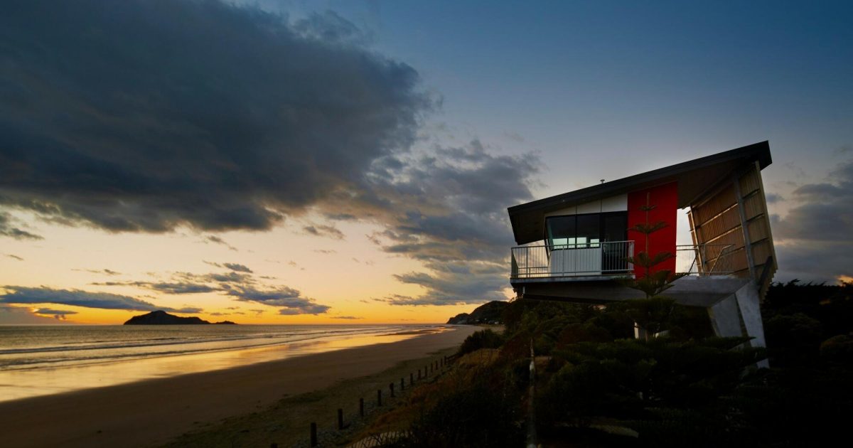 Waimarama Surf Club - Vulcan Timber Screening - Abodo Wood