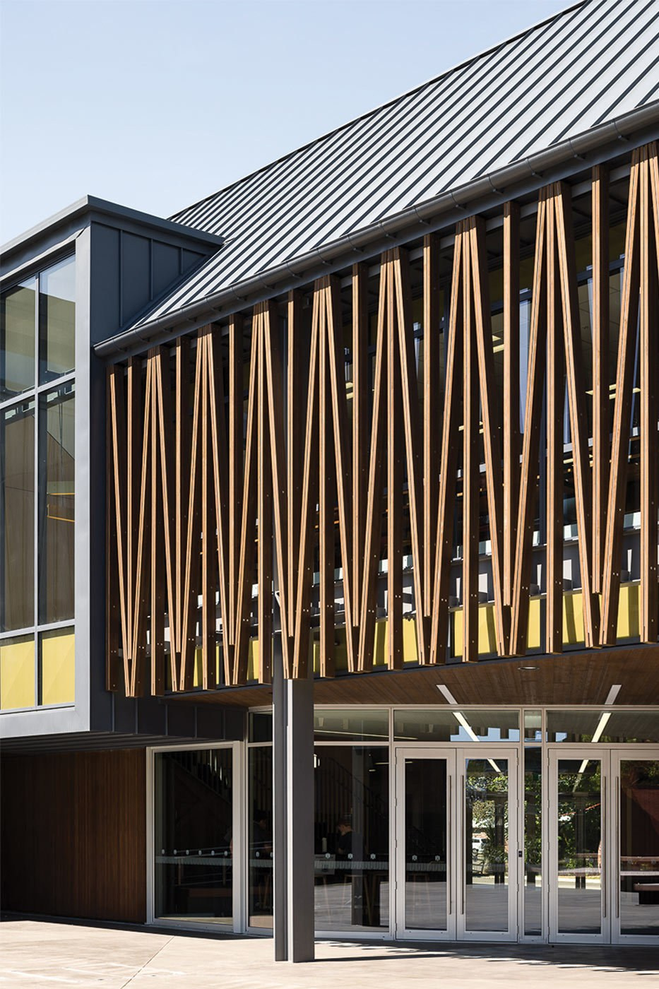 Large Solid Timber Sections: Abodo Vulcan vs Hardwood | Abodo