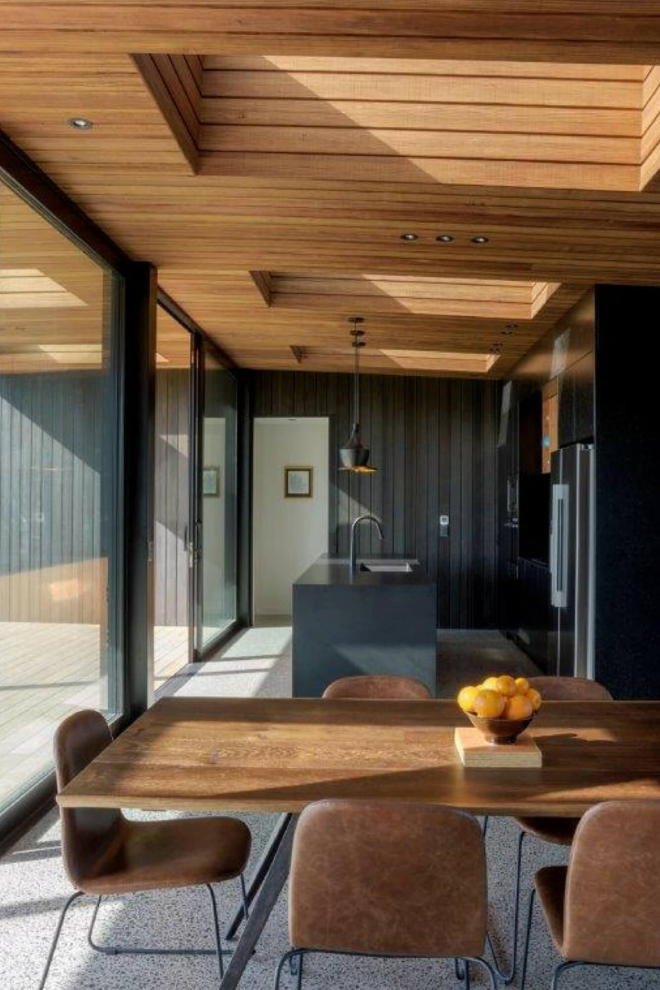 Coastal Box Living - Kaiwaka, New Zealand | Abodo