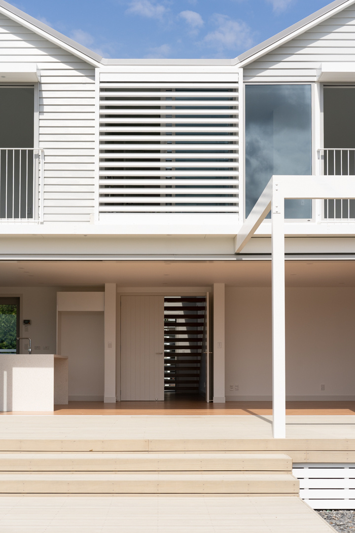 Mangrove Home - Herald Island, New Zealand | Abodo