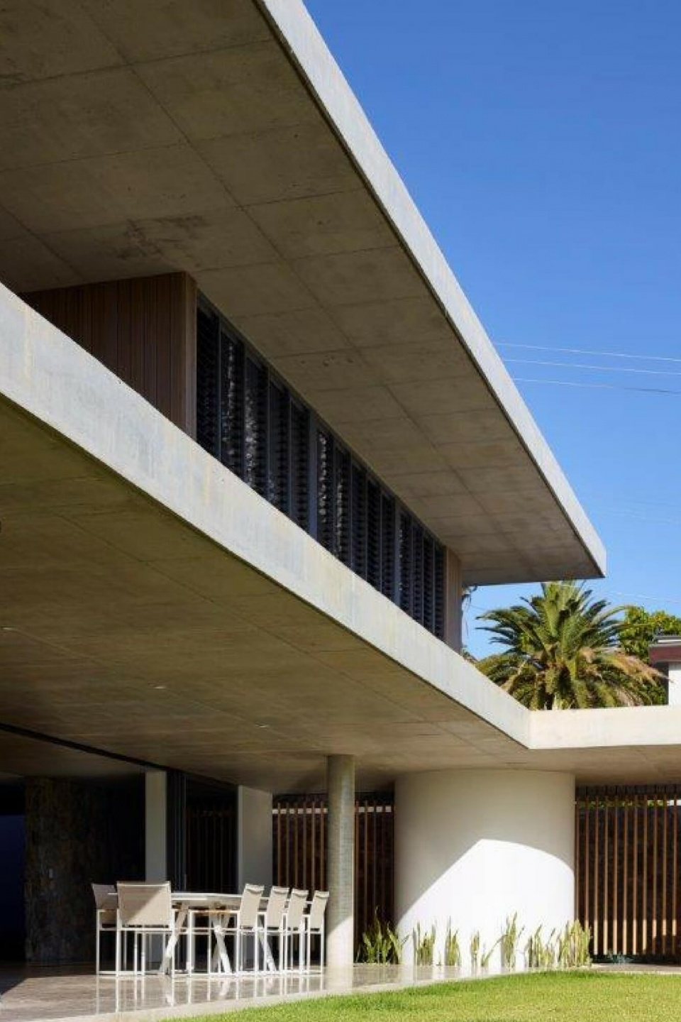 Toorak Road Luxury Home - Brisbane, Australia - Abodo Wood | Abodo